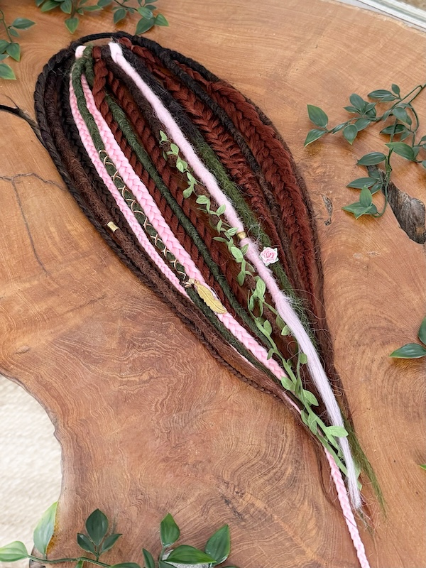 Elastic Dread Ponytail Tiny Robin - SaltyDreads